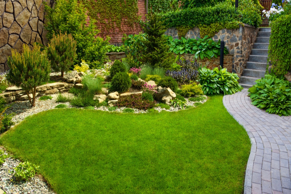 Landscaping Tools List: Essential Equipment for Professional Landscapers