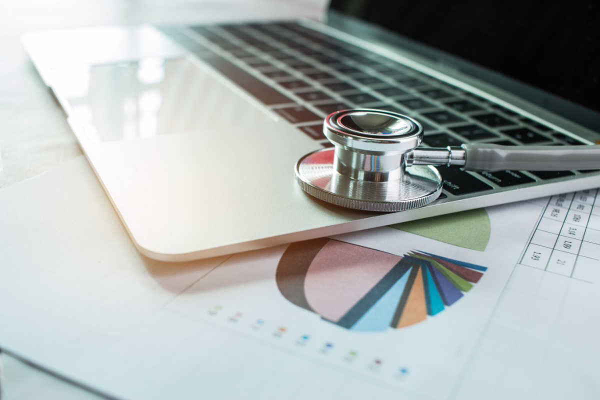 Tracking the Right Healthcare KPIs: A Guide for Businesses